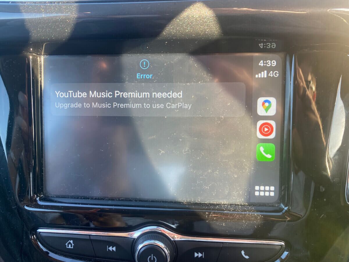 8 Best Apple CarPlay Music Apps (Tested & Compared)